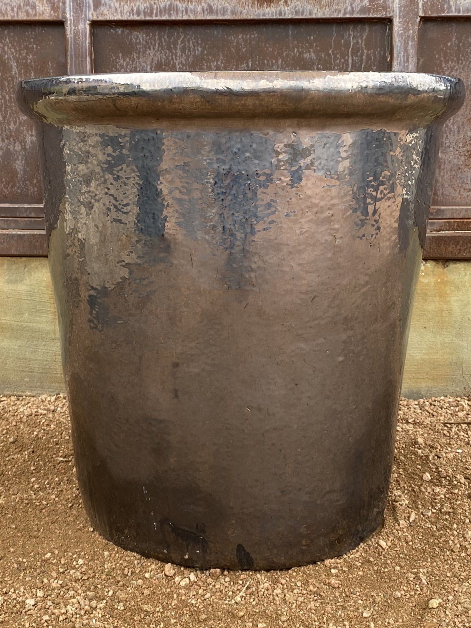 Metallic Black Rolled Rim – Big Grass